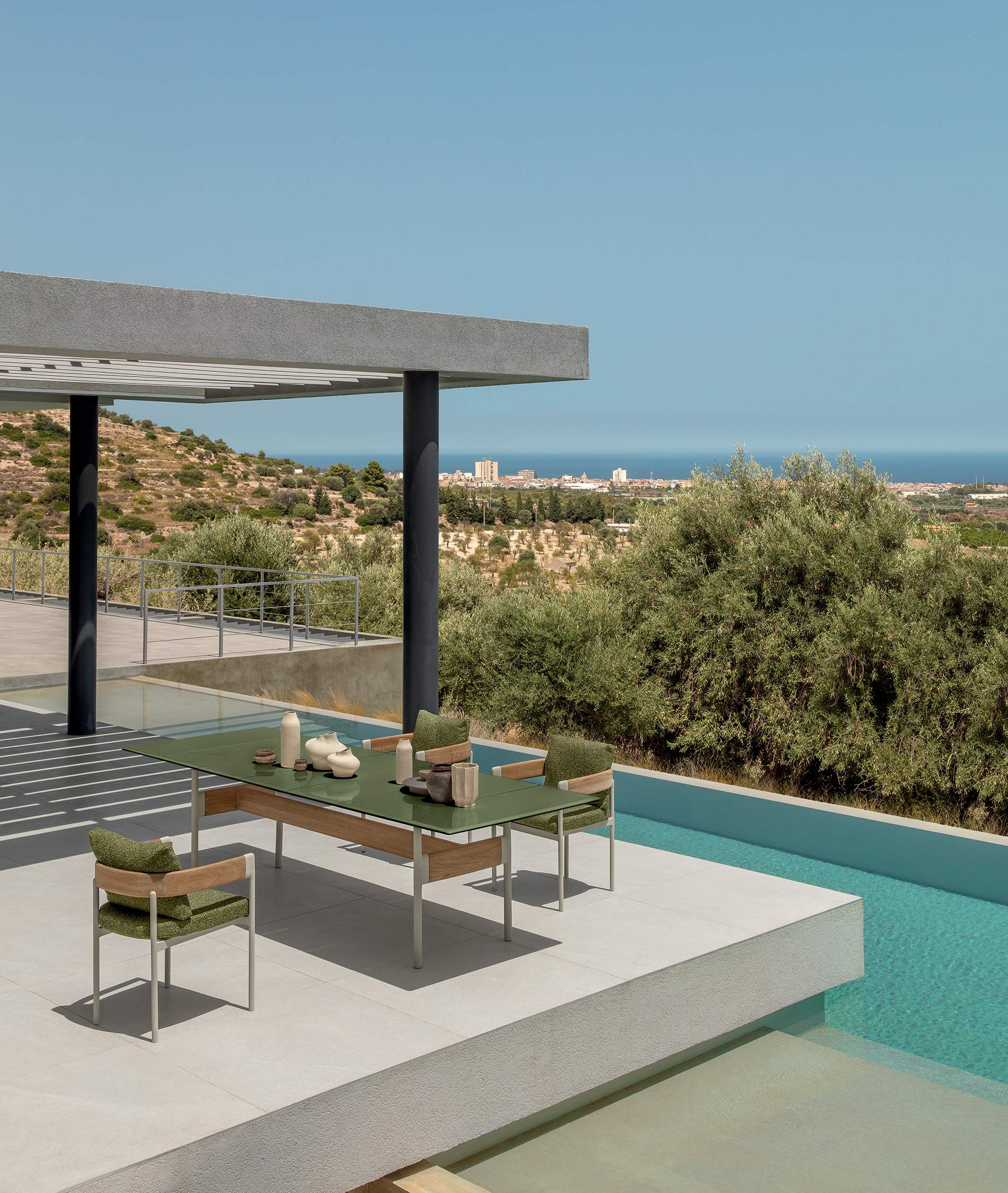 Flow Dining table 280×100 - Melaaura